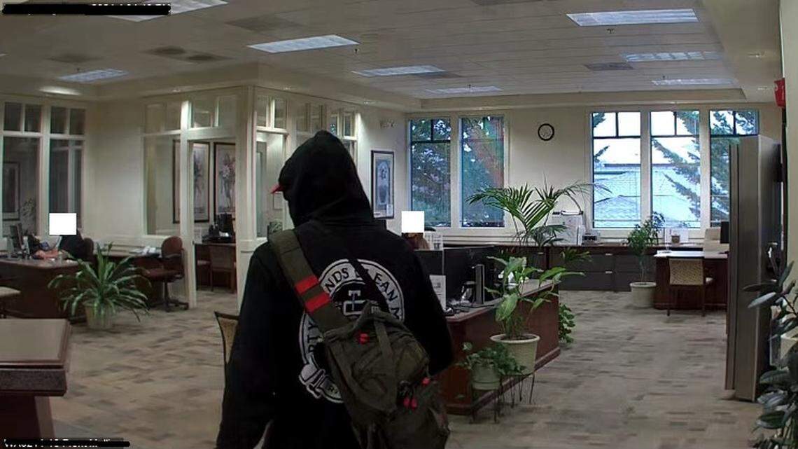 Olympia police looking for bank robbery suspect | The Olympian