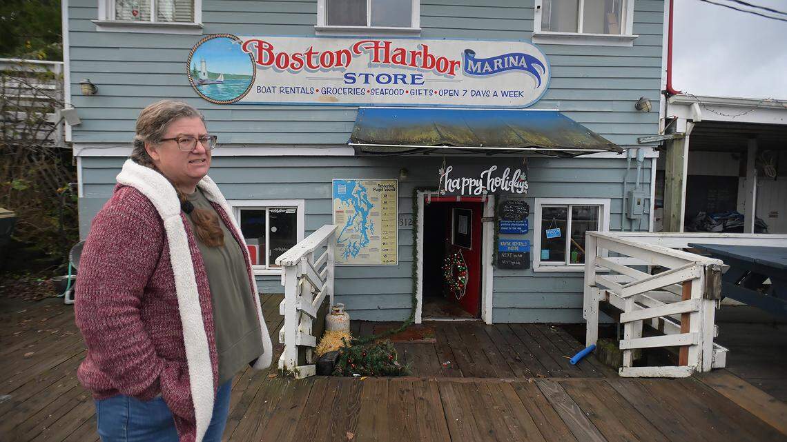 Boston Harbor Marina near Olympia closed after Dec. 27 flooding | The ...